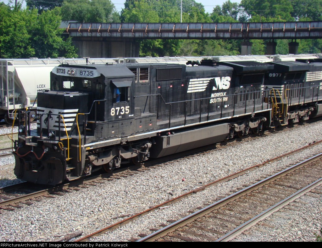 NS 8735
